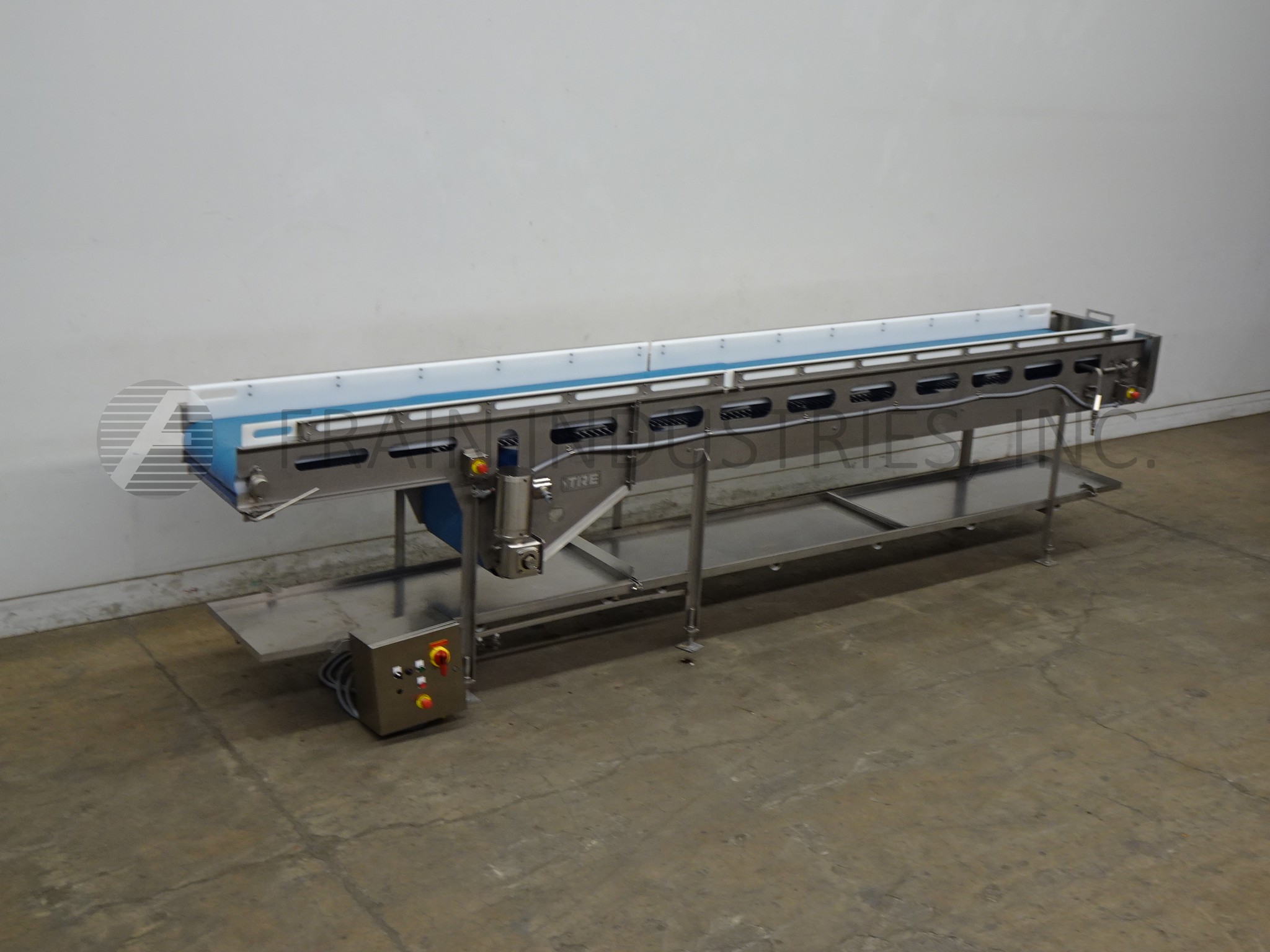 Two Rivers Enterprises Conveyor Belt 24"W X 110"L for Sale 5J2172
