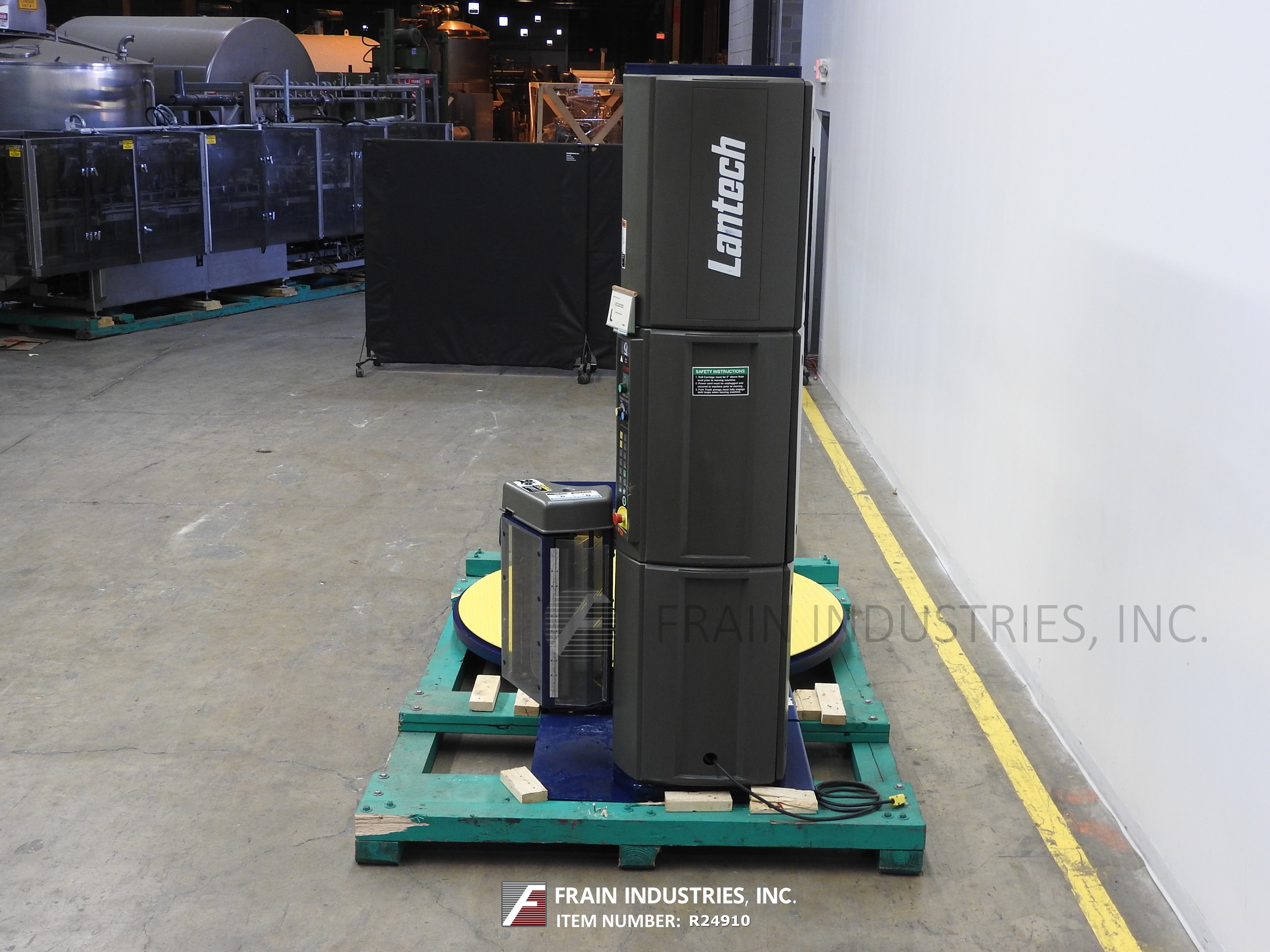 Lantech Stretch Wrapper Semi Auto Q300 for Sale R24910